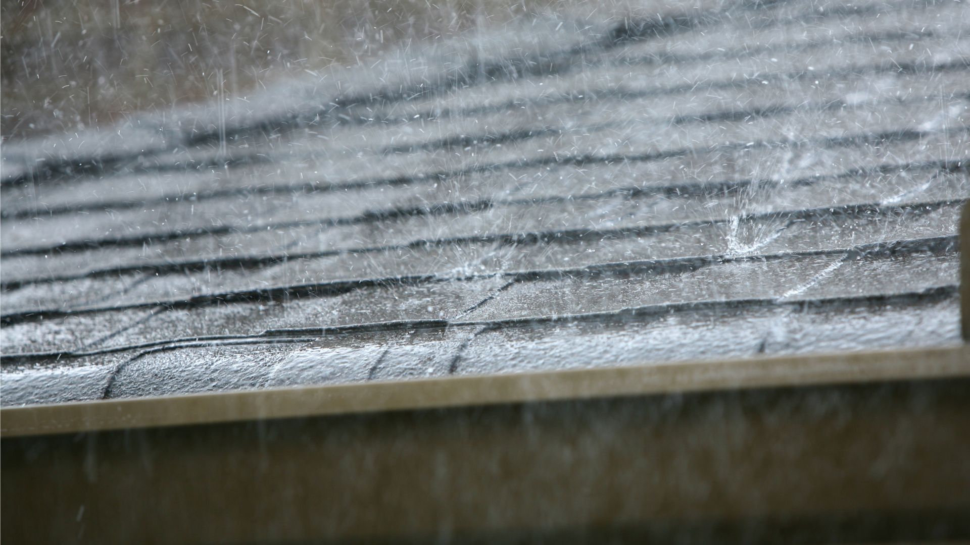Reduce Noise From Metal Gutters During Rainfall ‐ A.I Gutter & Roofing