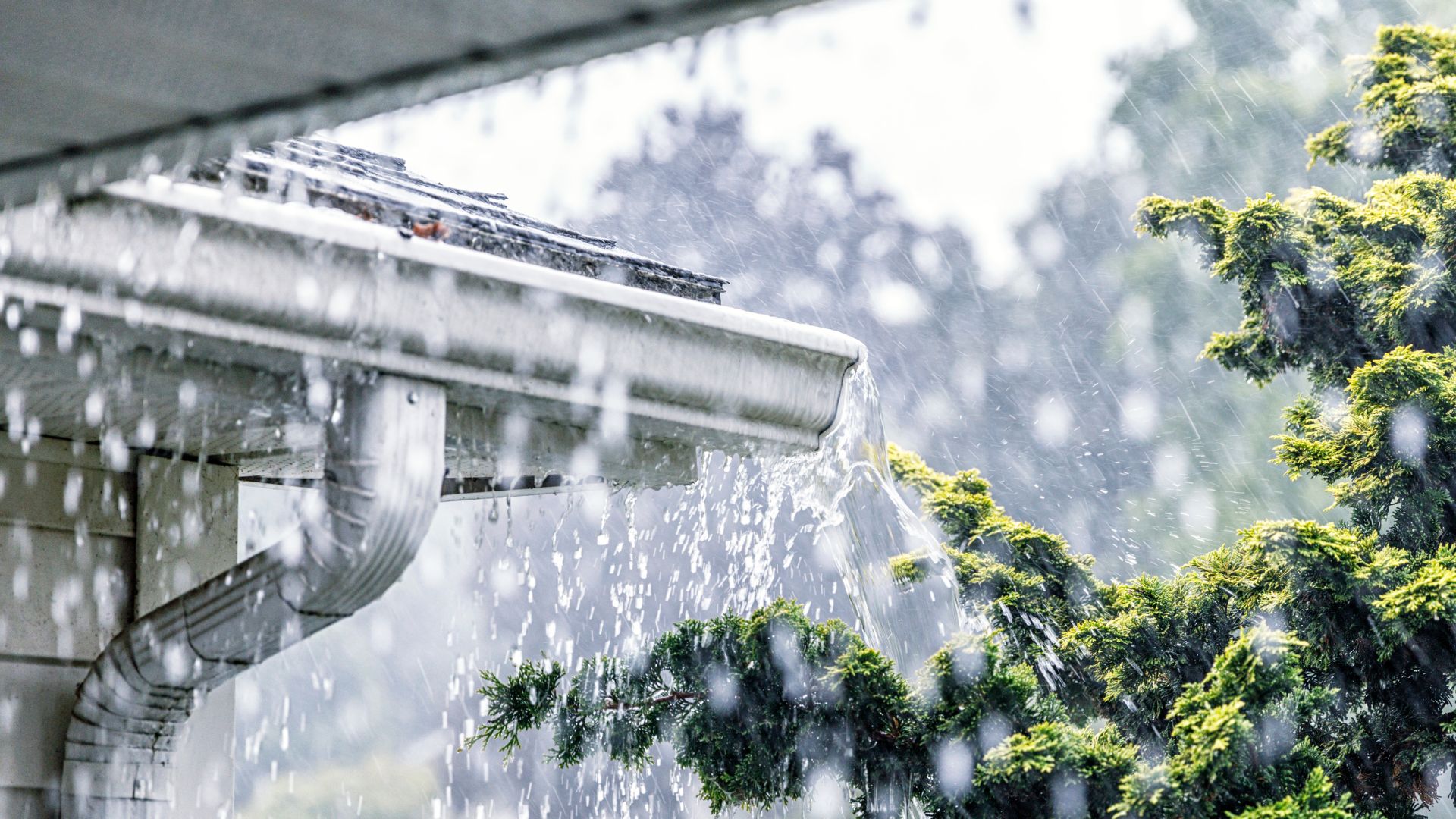 Reduce Noise From Metal Gutters During Rainfall ‐ A.I Gutter & Roofing