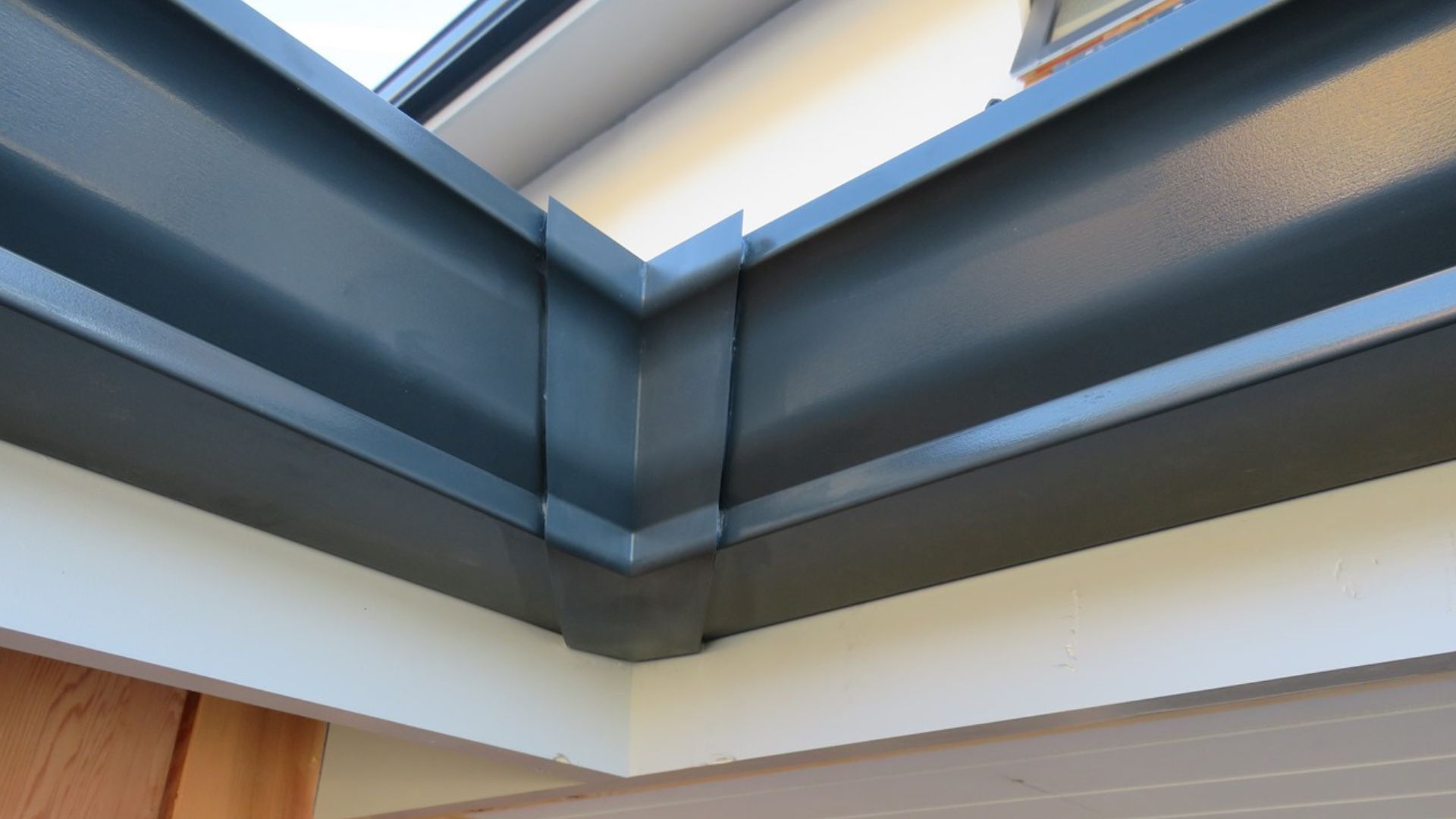 Fix Dented Colorbond Gutters Fast with This Easy Guide ‐ A.I Gutter ...