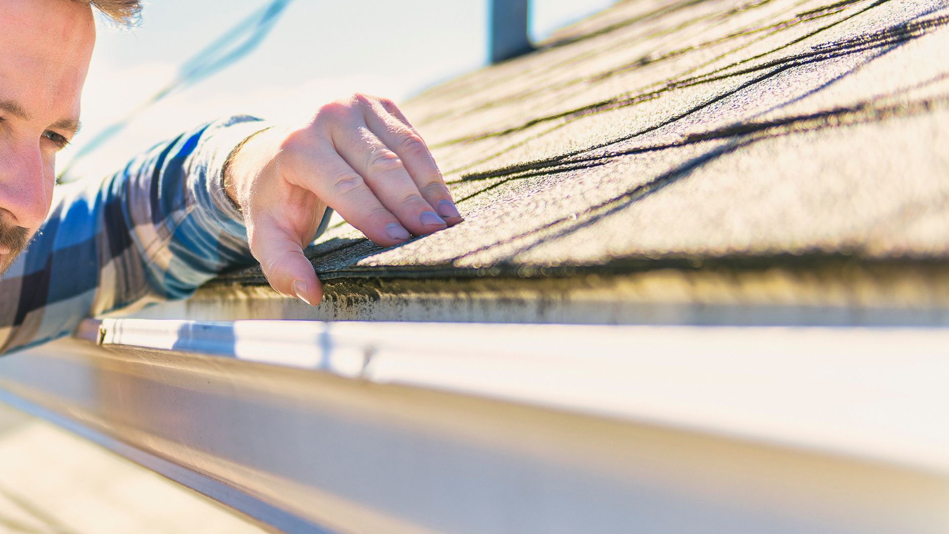 How to Conduct a Roof Inspection Checklist ‐ A.I Gutter & Roofing